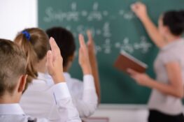 Llanito language Gibraltar: A unique tongue at risk- InSpain.news