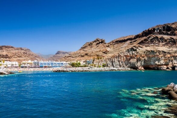 Llanito language Gibraltar: A unique tongue at risk- InSpain.news